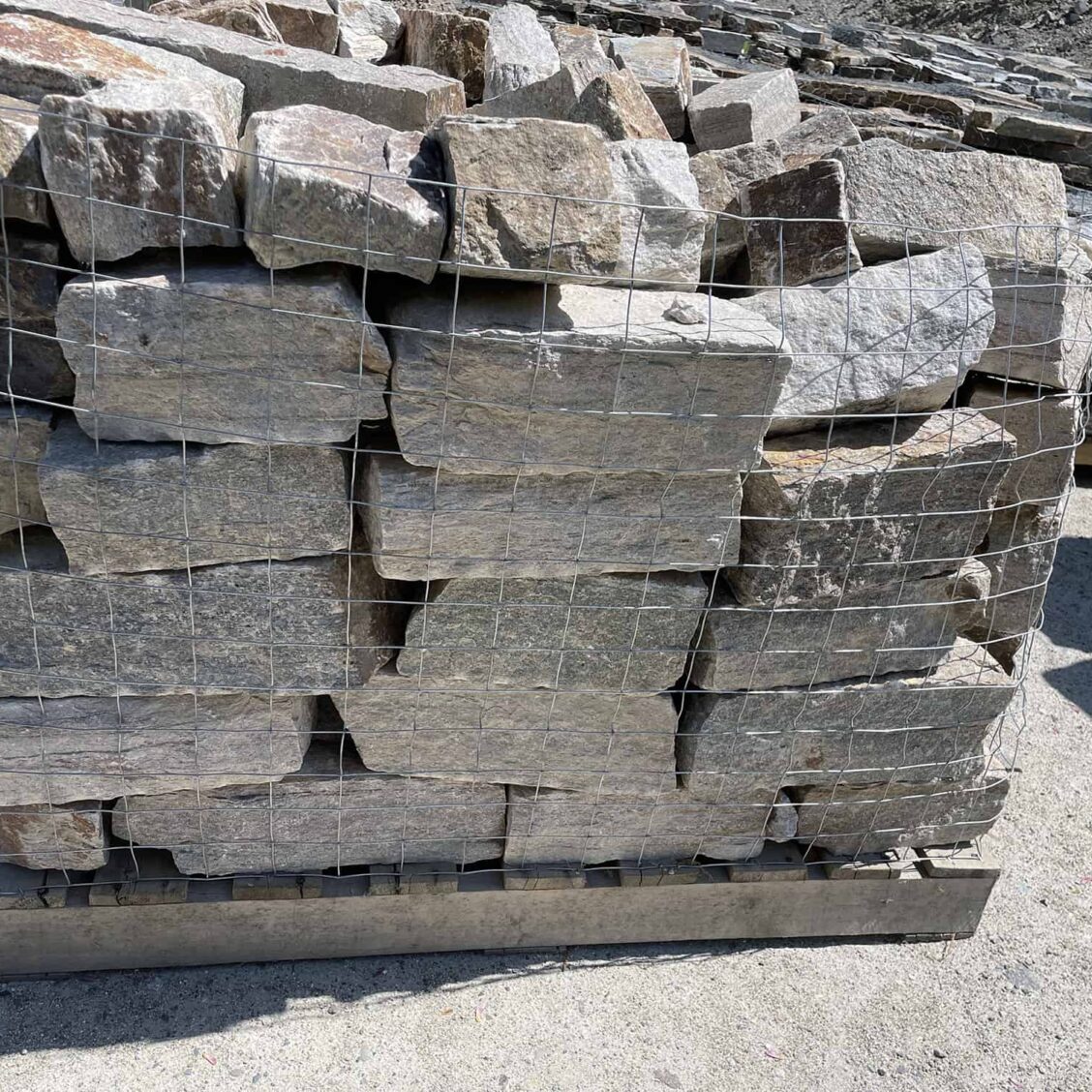 Colonial Tan Square & Rec Building Veneer - Stoneyard