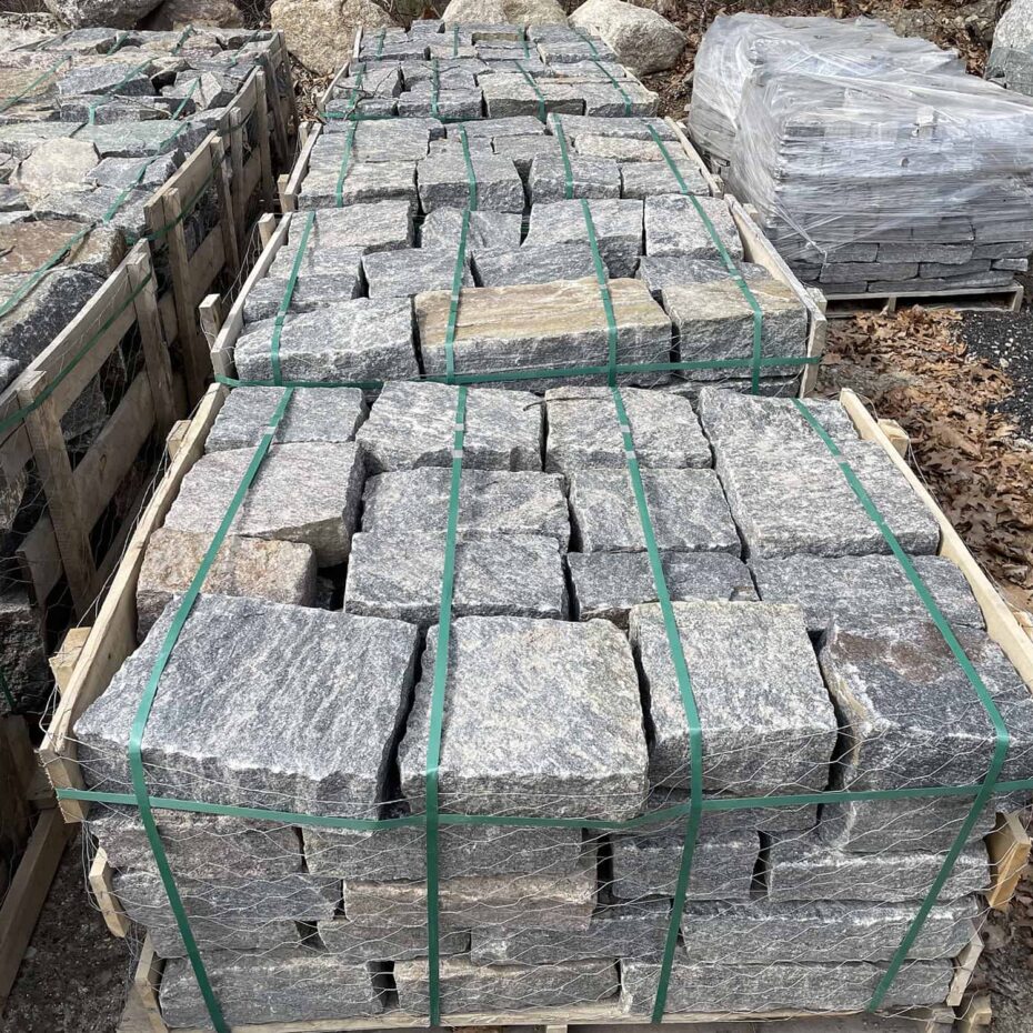 Vineyard Granite Square & Rec Building Veneer - Stoneyard